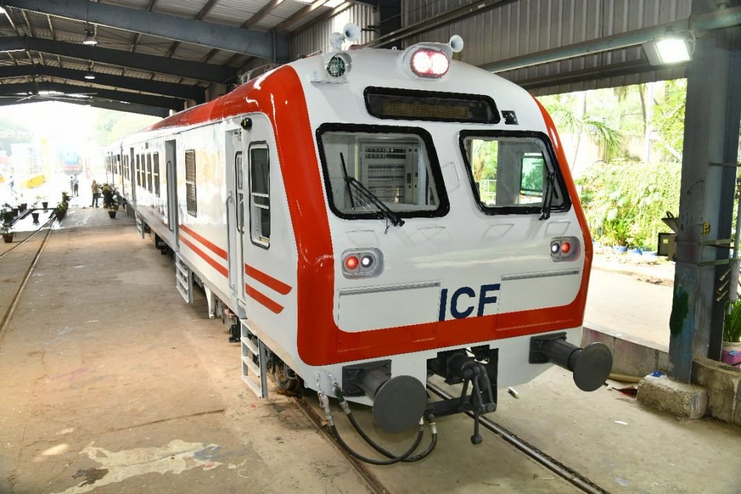 New Indian Mainline EMU Train With Advanced Features From-1 - Metro ...