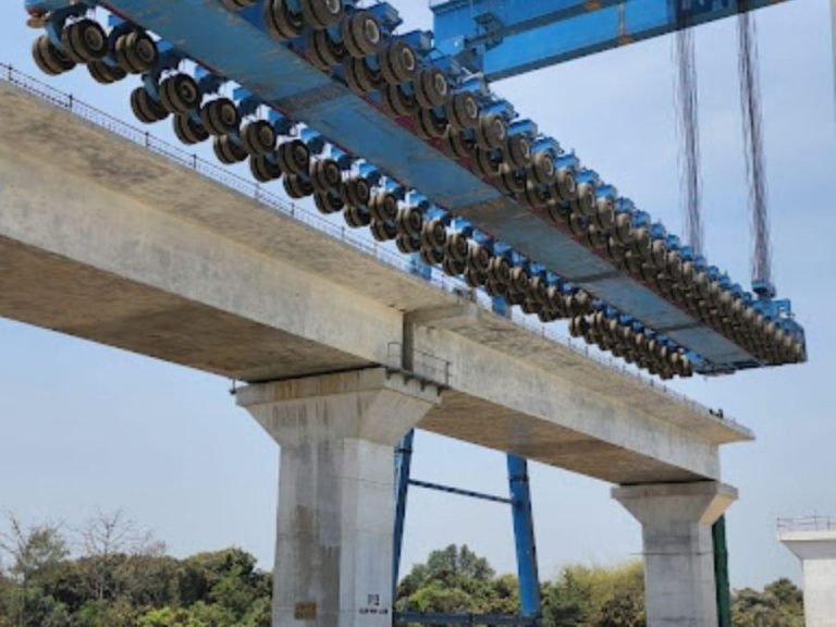 India's First High-speed Rail Route Project's Girder Launcher Erection ...
