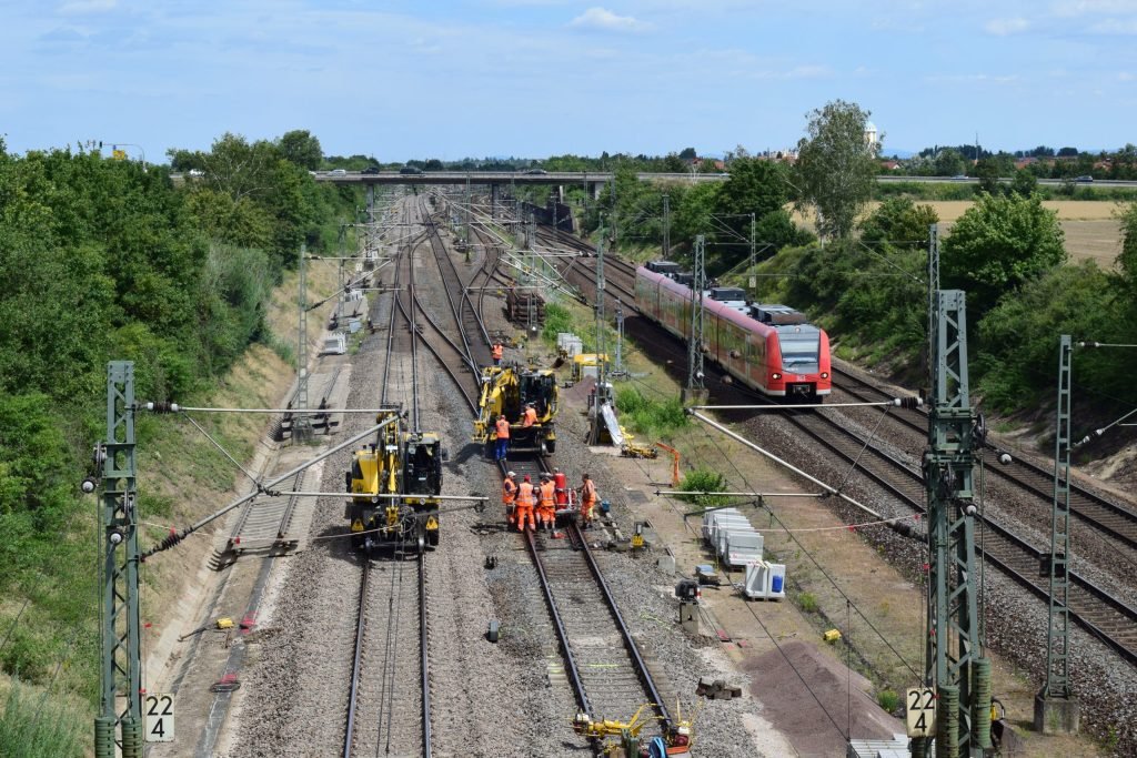 BIM And 5G In Railway Infrastructure: The Future Of Design ...
