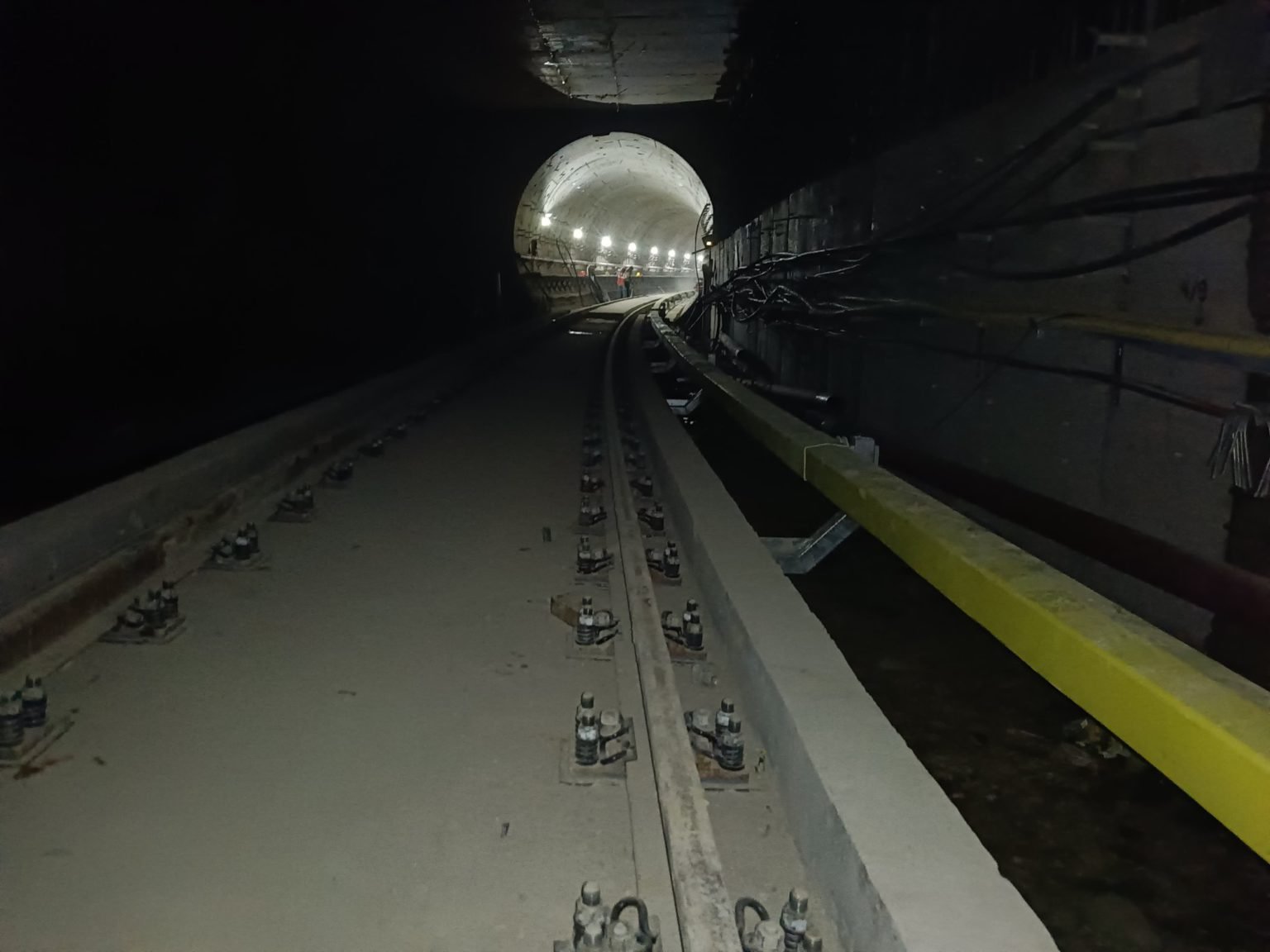Kanpur Metro: Third Rail Installation Completed In Chunniganj-Nayganj ...