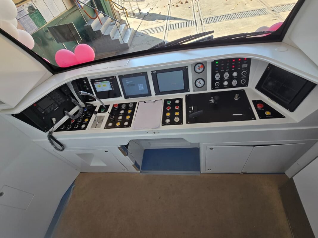 BEML Rolls Out Prototype Of New Driverless Metro Trainset For BMRCL’s ...